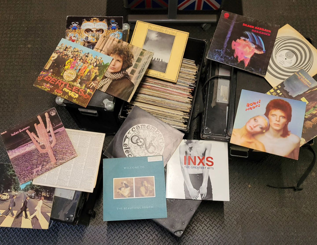 Visual Vinyl Collectors Record Shop Of Rare LPs, Singles & Memorabilia