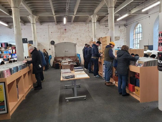 Visual Vinyl Collectors Record Shop Of Rare LPs, Singles & Memorabilia